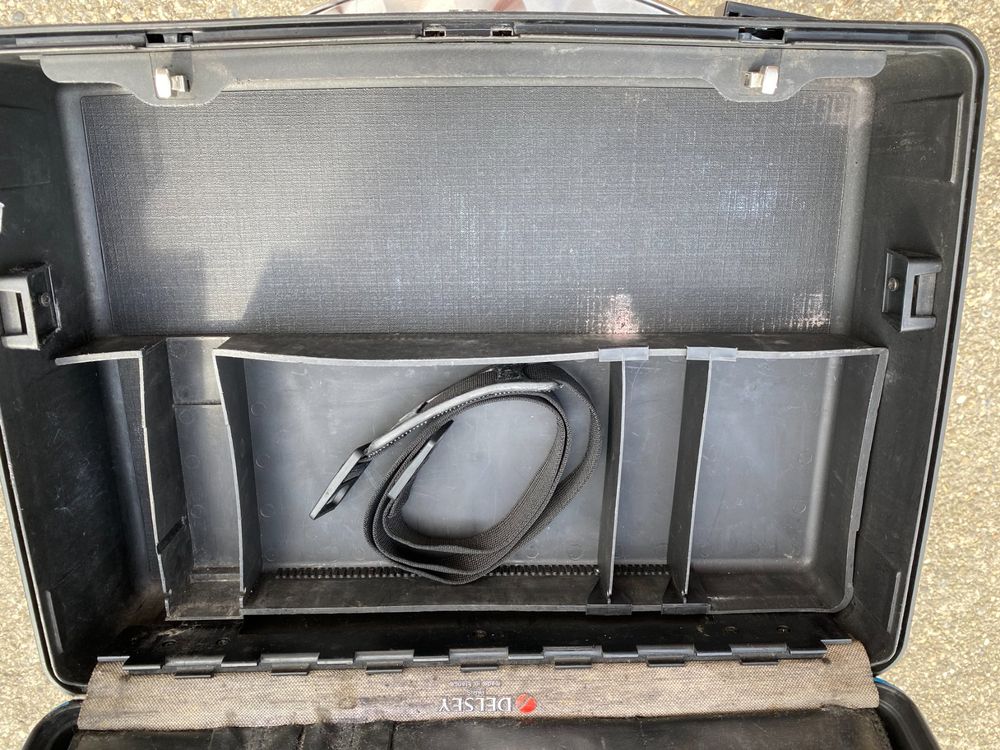 Servicekoffer / Werkzeugkoffer / Montagekoffer / Koffer (Gebraucht) in für CHF 3 – mit Lieferung ...