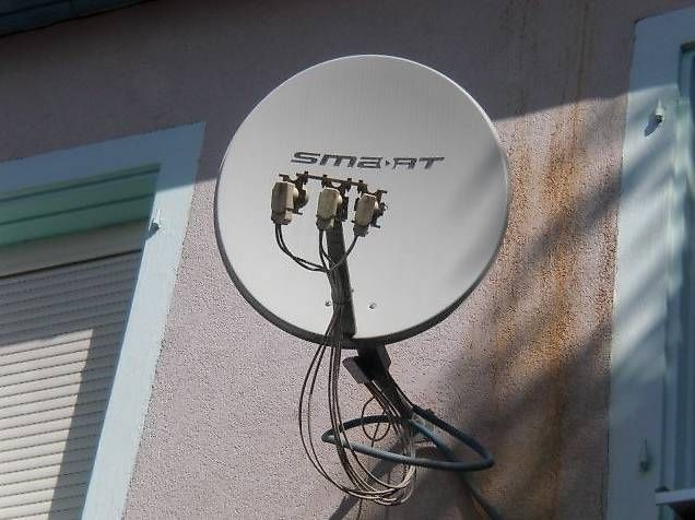 SATELLITENschuessel 80cm mit 3 LNB`s verkabelt & div. Teile (Gebraucht) in Pfäffikon SZ für CHF ...