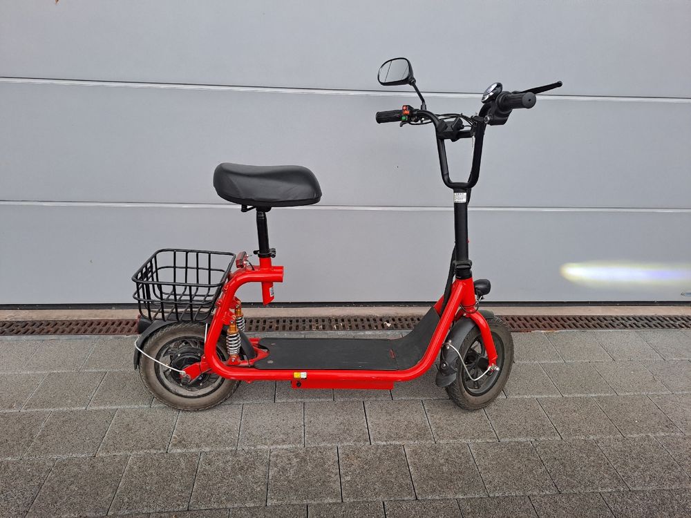 Trotinett/Scooter/E-Trotti/Velo (Gebraucht) in Quarten für CHF 560 – nur Abholung auf Ricardo kaufen