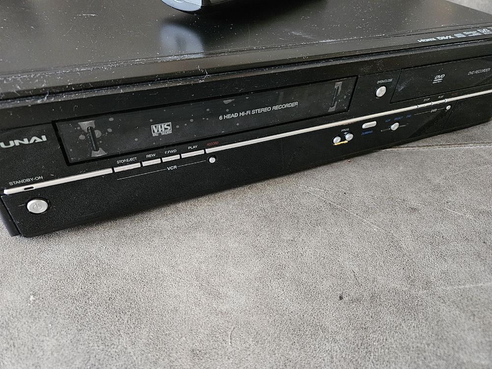 VHS / CD-Player Funai (Kombigerät) | Acheter sur Ricardo