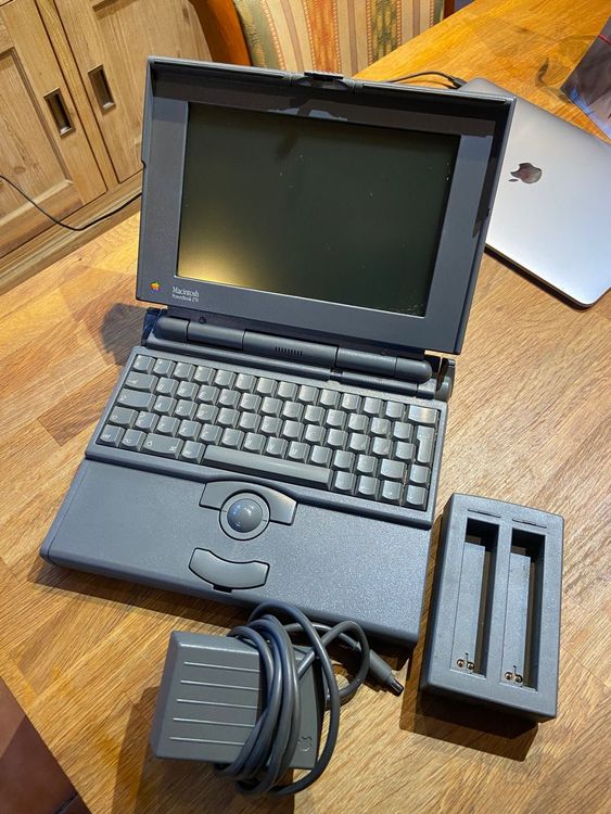 Apple Macintosh Powerbook 170 (1991) défectueux defekt | Kaufen auf Ricardo
