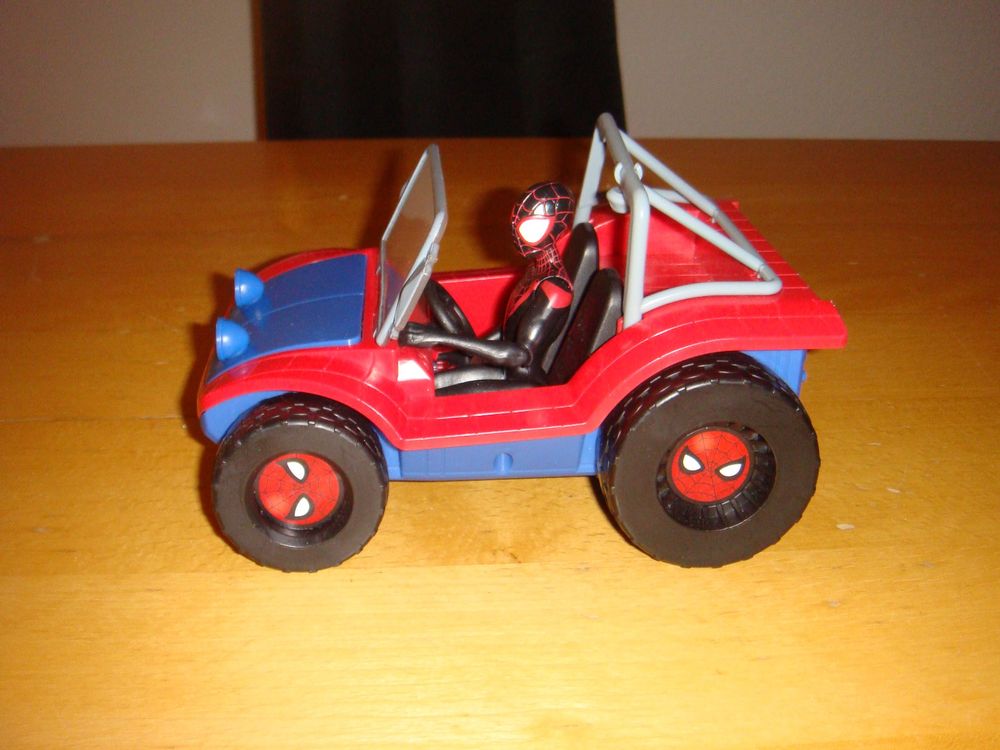 Spider Man und Mobil (Gebraucht) in Reinach BL für CHF 8 – mit ...