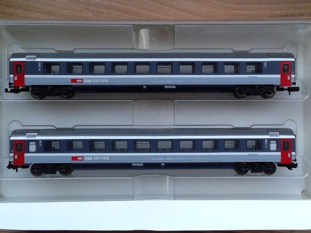Minitrix 13708 SBB-CFF-FFS 2er-Set EC Personenwagen 2.Klasse | Kaufen ...