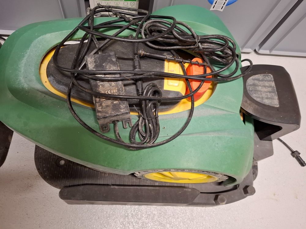 2 Okay Mähroboter RM18 - Rasenroboter für den Garten (Gebraucht) in Untersiggenthal für CHF 50 ...