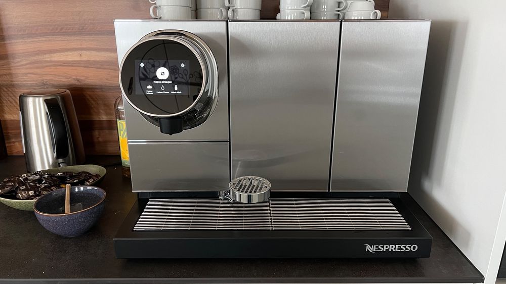 Kaffeemaschine Nespresso Momento coffee & milk | Kaufen auf Ricardo