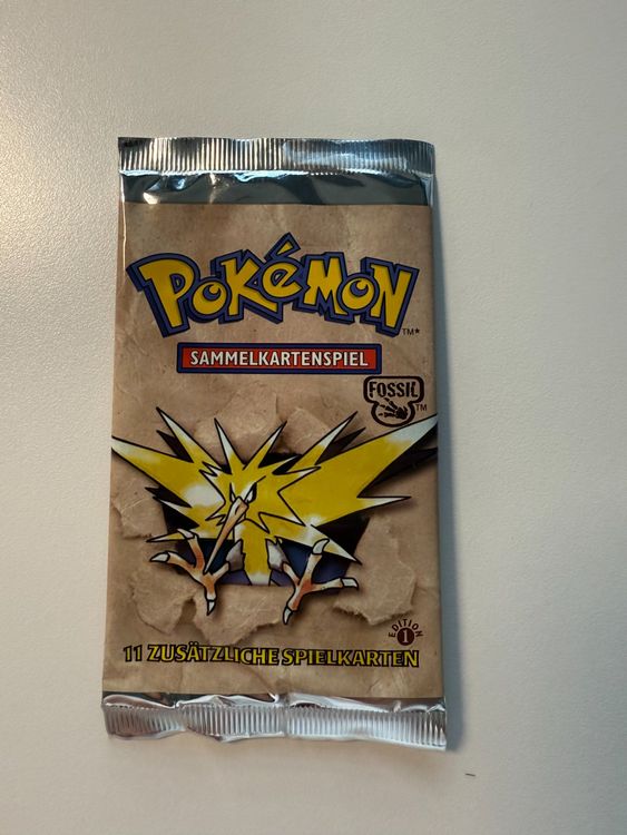 Pokemon Booster Fossil 1. Edition LEER (Defekt) in Lohn/SH für CHF 1 ...
