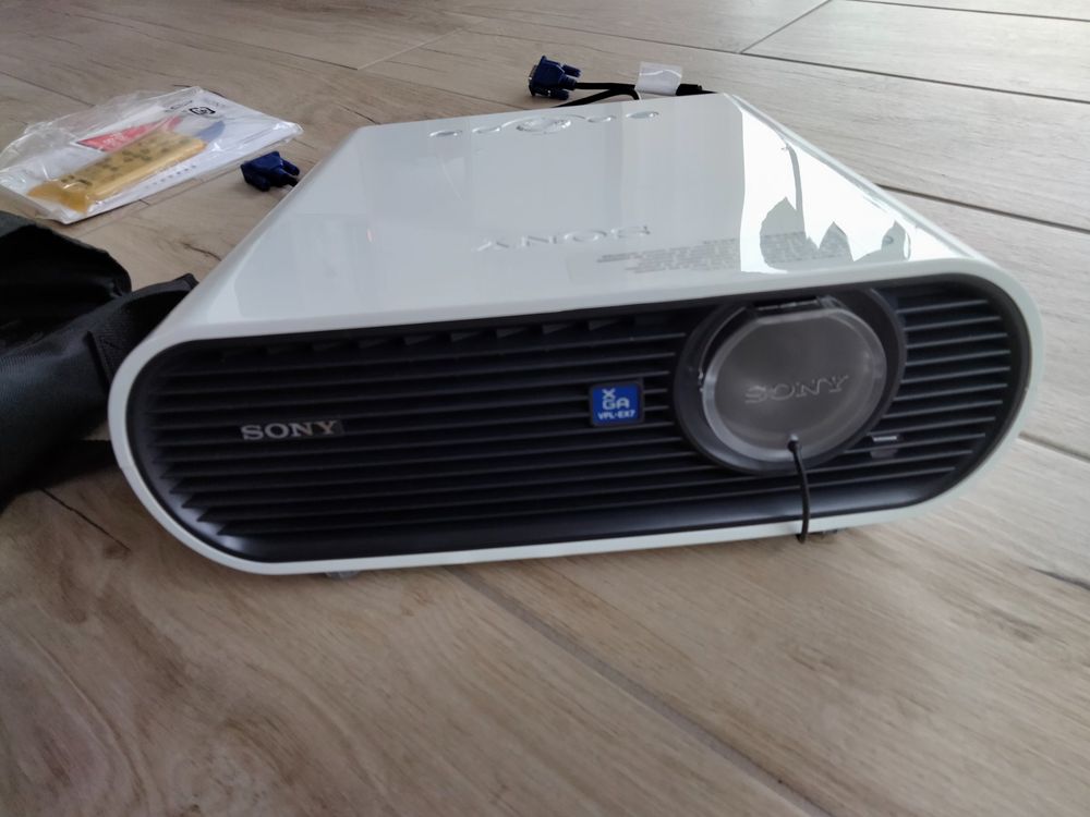 Beamer Sony VPL-EX7 | Kaufen auf Ricardo