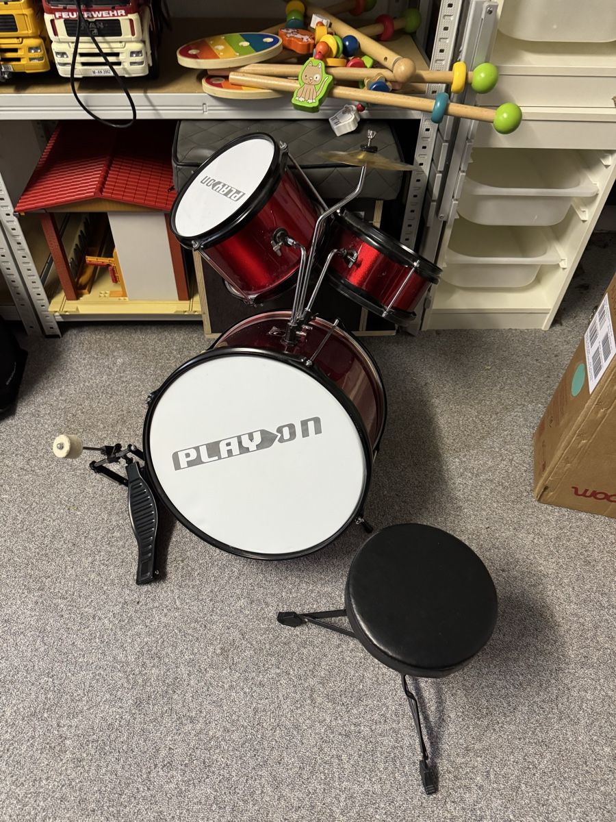 Kinder Schlagzeug 🥁🎁 Top! (Gebraucht) in Bergdietikon für CHF 25 – nur ...