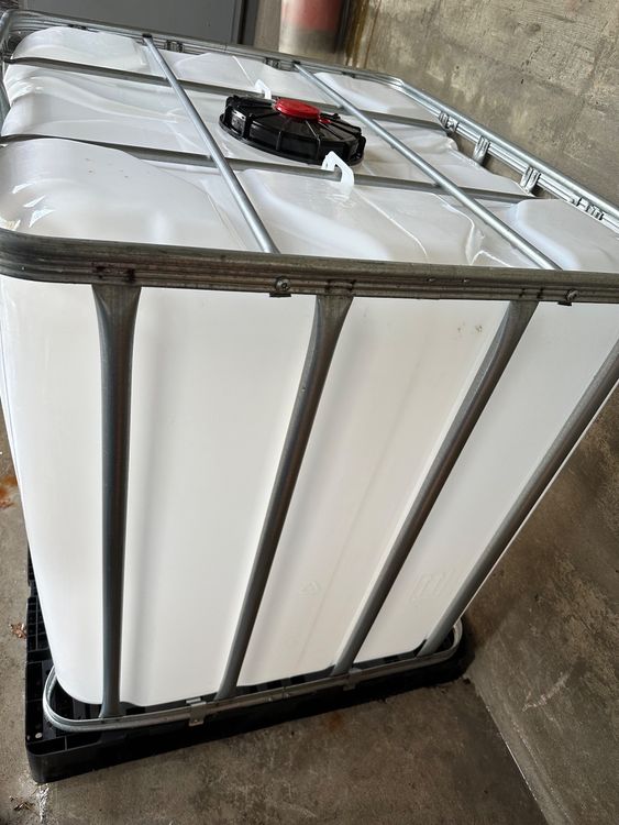IBC Wassertank 1‘000 Liter neu, etwas eingedrückt | Kaufen auf Ricardo