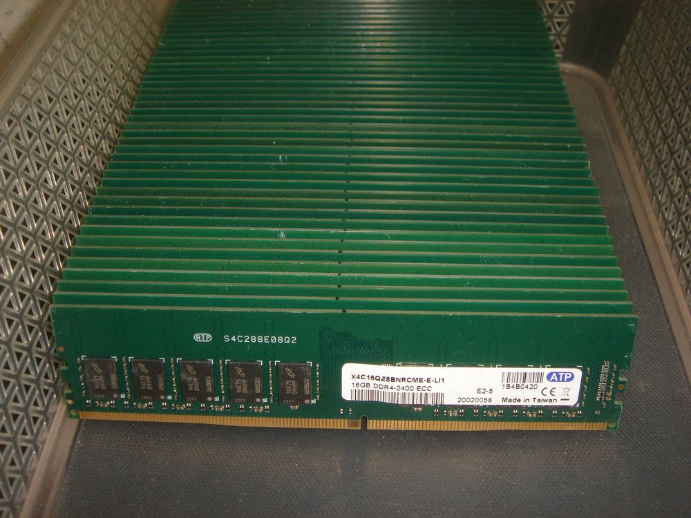 1 stück 16gb ddr4 2400 ecc RAM für Computer. (Gebraucht) in St. Gallen ...