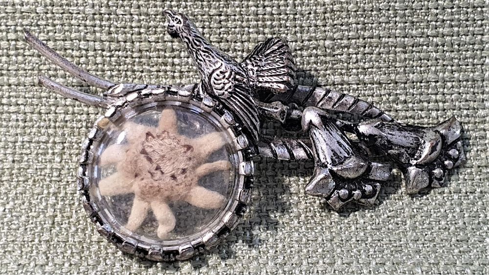 O492 - Alte schöne Jäger Brosche mit echtem Edelweiss (Gebraucht) in ...