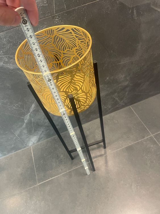 Dekorations Blumenständer I Vase I Gold - Schwarz | Kaufen auf Ricardo