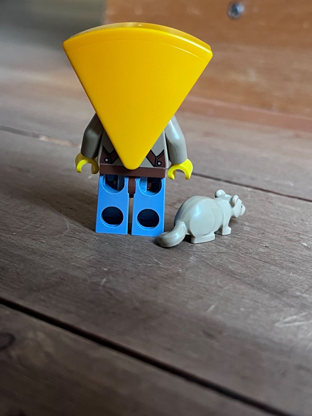 LEGO Minifigur Bam 2025, Käsemann mit Ratte, neu 🧀🐭 (Neu (gemäss ...