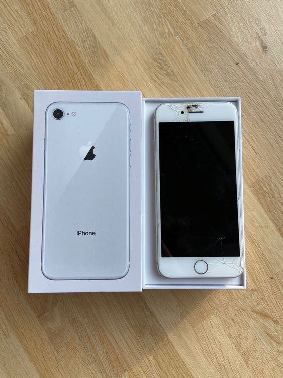 iPhone 8 White 64 GB | Kaufen auf Ricardo