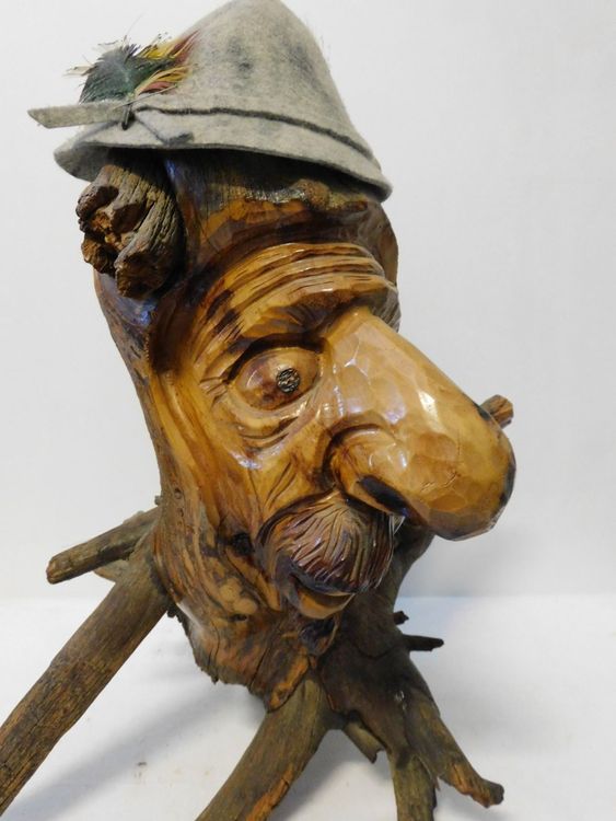 Holz Schnitzerei Figur | Kaufen auf Ricardo