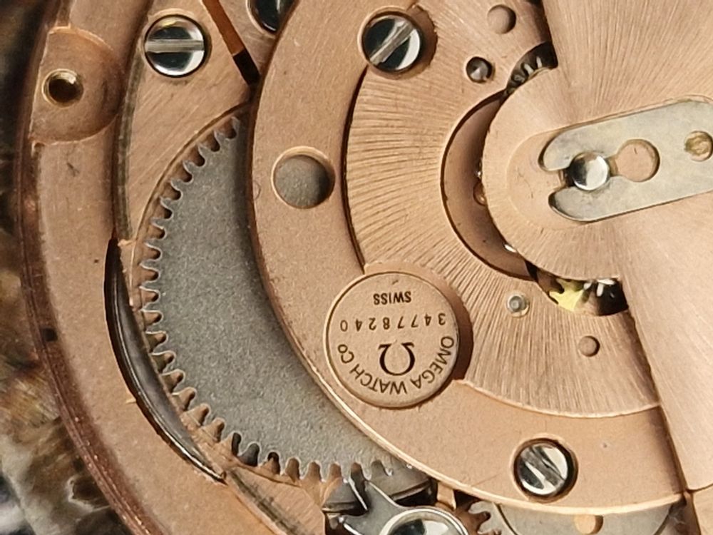 Omega 1481 werk läuft (Gebraucht) in Bassersdorf für CHF 222 – mit ...