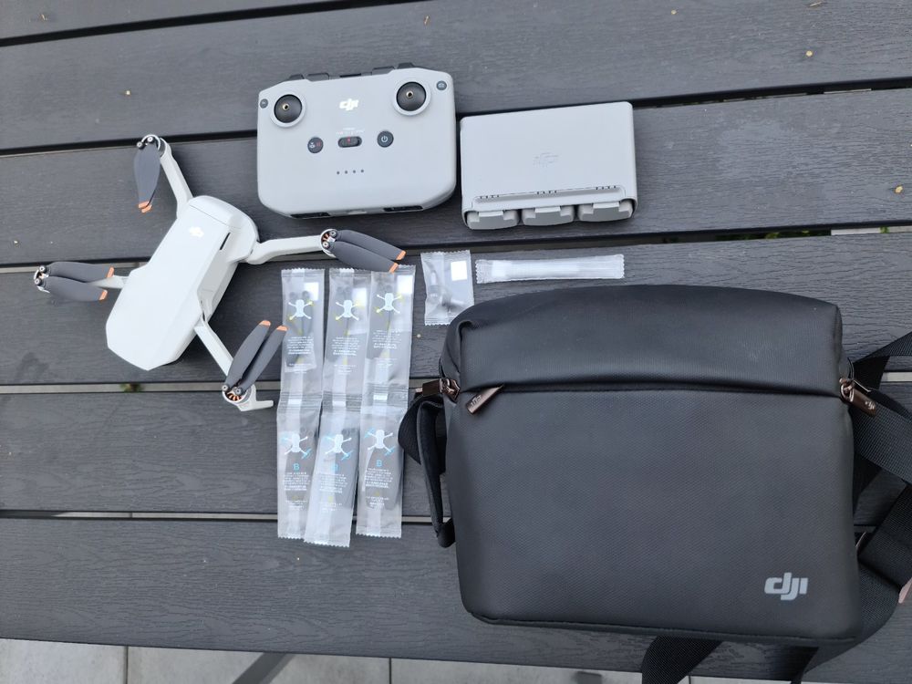 DJI Mini 2 Fly More Combo (Gebraucht) in Hausen AG für CHF 350 – nur ...