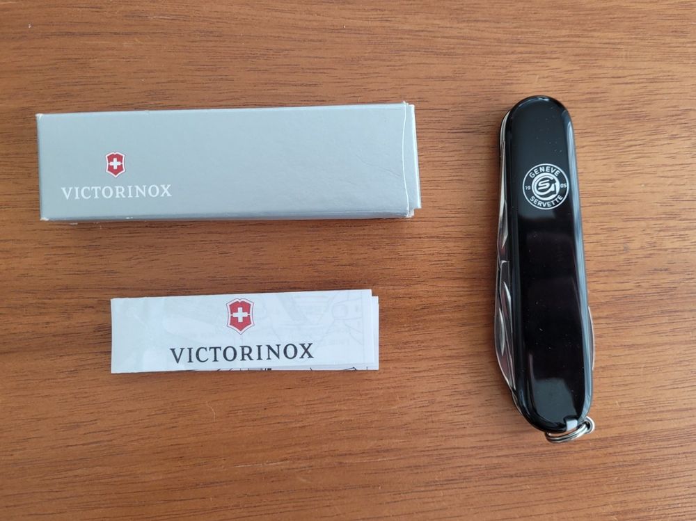 Couteau suisse "Black" by VICTORINOX – Édition spéciale GSHC (Neuf ...