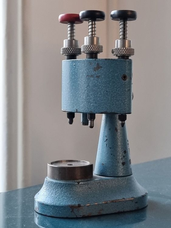 Potence aux aiguilles, style Horia | Kaufen auf Ricardo