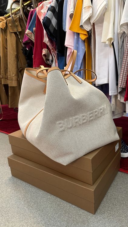 Burberry Beach XL Taschen Ladenpreis 1650.- (Neu und originalverpackt ...