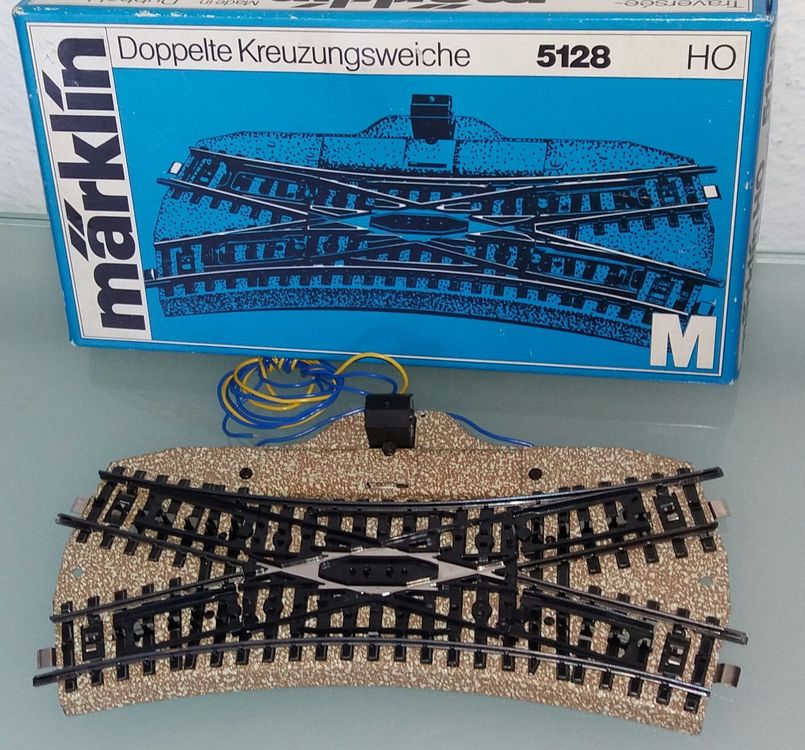 Märklin 5128 - M-Gleis - Doppelte Kreuzungsweiche HO (Gebraucht) in ...