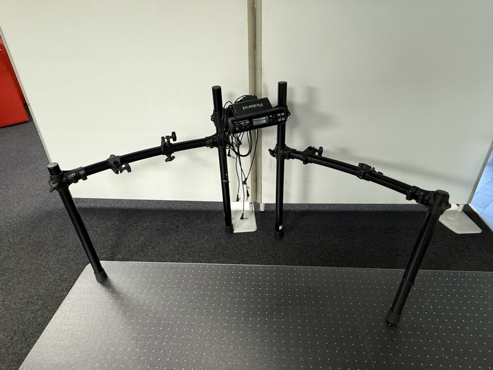 Roland Drum Rack mit TD-4 Sound Modul (Gebraucht) in Oftringen für CHF ...