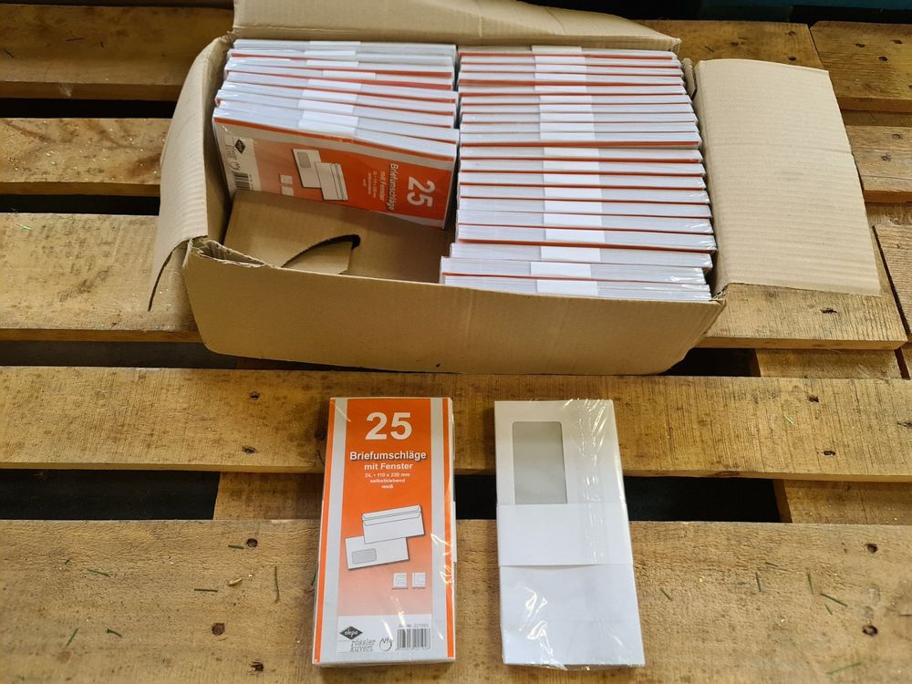 Posten neuer Covert weiss mi Fenster 11x22cm ab 1.- (Neu und originalverpackt) in Krinau für CHF ...