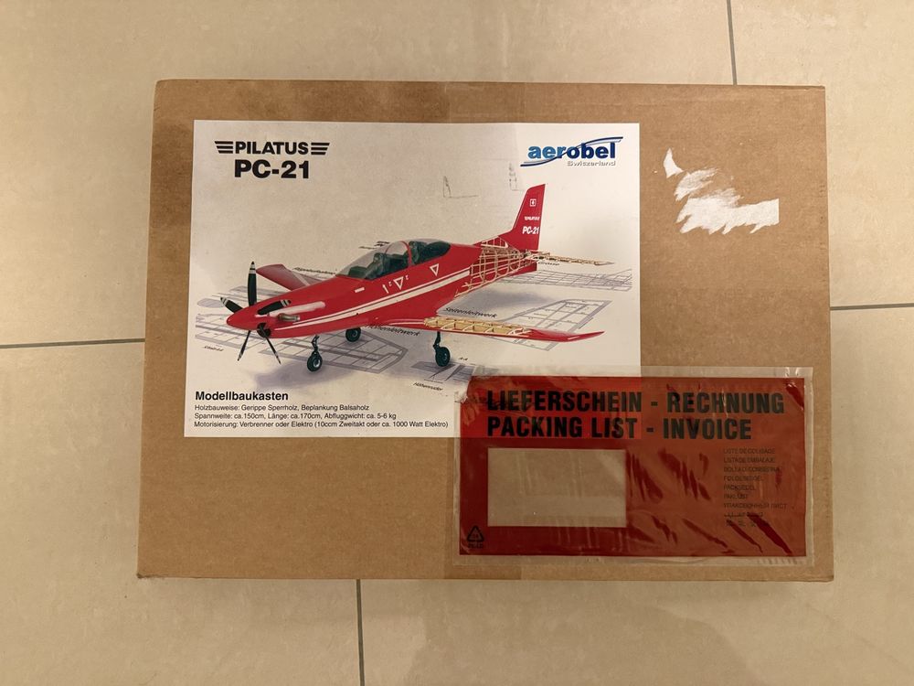 Pilatus PC-21 Aerobel Model Kit - Neu, 1,5m (Neu (gemäss Beschreibung ...