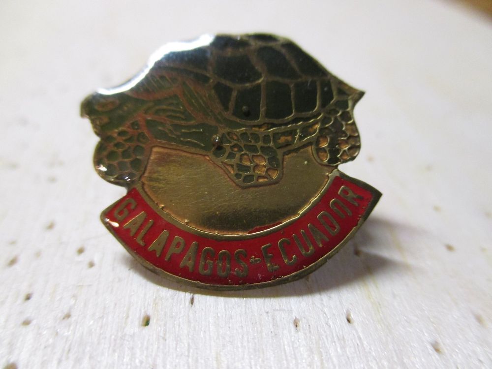 Galapagos Schildkröte Ecuador Pin | Kaufen auf Ricardo