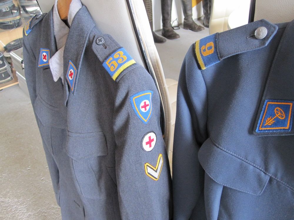 Lot FHD Uniforme Schweizer Armee (Gebraucht) in für CHF 50 – mit ...