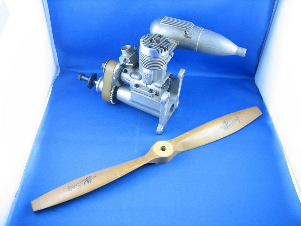 Vintage OS MAX 61 mit Holz Propeller | Kaufen auf Ricardo
