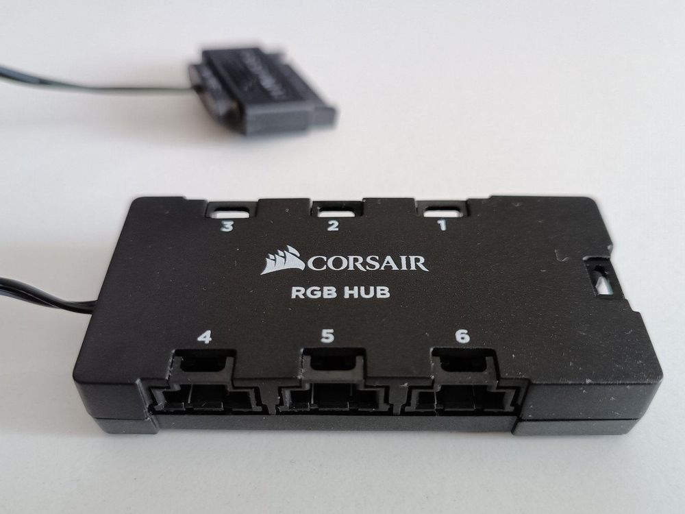 Corsair RGB Fan LED Hub (Gebraucht) in für CHF 10.95 – mit Lieferung ...
