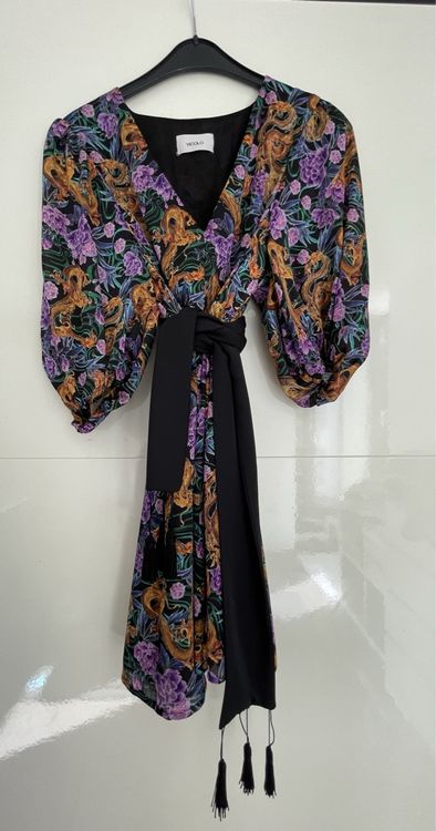 Abito Vicolo con disegni (Neu (gemäss Beschreibung)) in Muzzano für CHF 28 – mit Lieferung auf ...