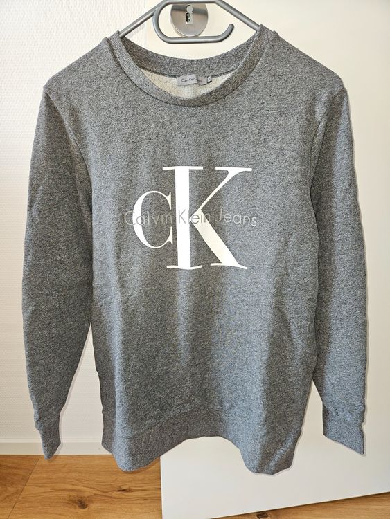 Calvin Klein Pullover (Gebraucht) in für CHF 25 – mit Lieferung auf Ricardo kaufen