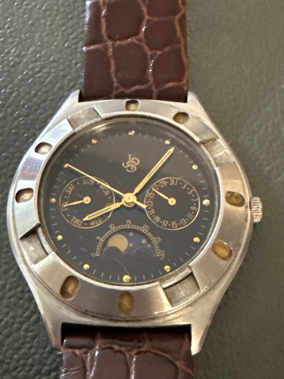 JSP Mondphase 38 mm Quarz (Gebraucht) in Pfeffingen für CHF 9 – mit Lieferung auf Ricardo kaufen
