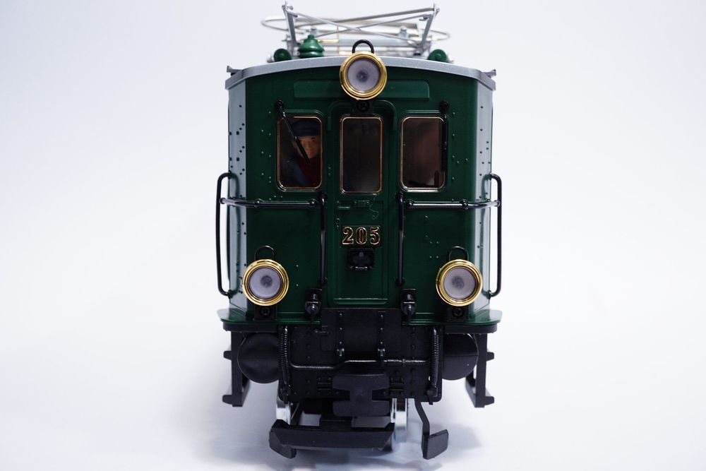 9∑ LGB 21450 RhB Ge 2/4 E-Lok grün / neuwertig (Gebraucht) in Uetendorf ...