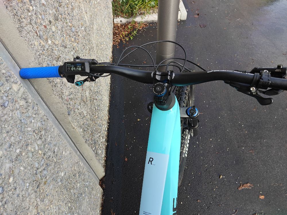 E-Bike Cube Stereo Hybrid Race 750 Carbon Grösse M (Gebraucht) in ...