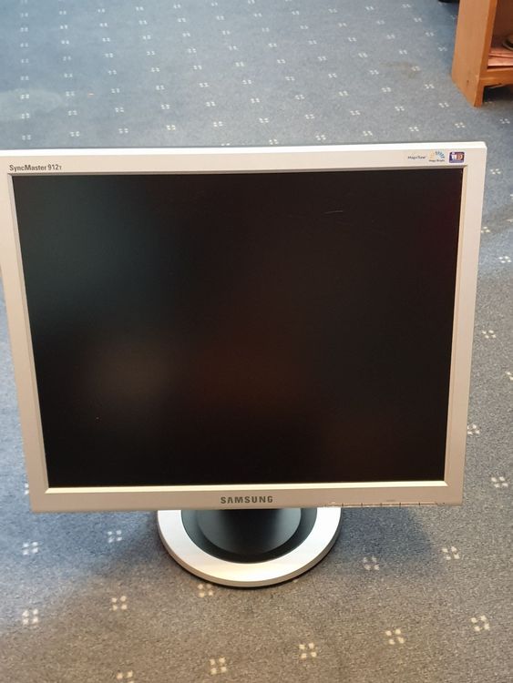 Samsung SyncMaster 912 T Monitor (Gebraucht) in Wängi für CHF 5 – mit ...