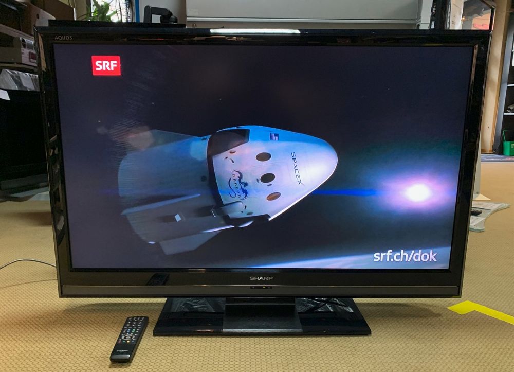 Sharp LCD-TV mit 46"/117cm Diagonale LC-46D65E-II, Occasion. (Gebraucht ...