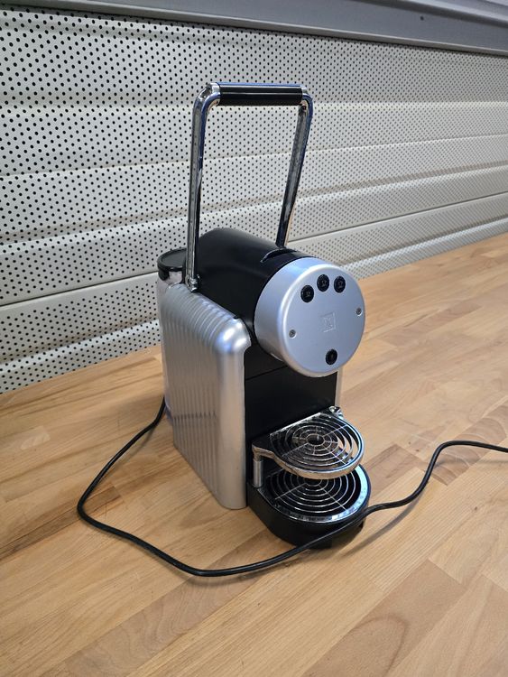 Machine à Café Nespresso Pro Zenius (Gebraucht) in Saxon für CHF 39 ...