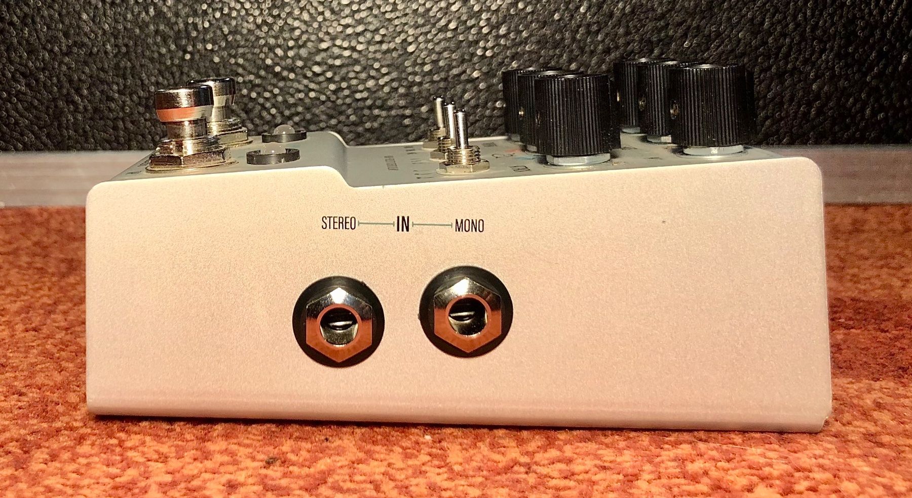 Walrus Audio Mako D1 High-Fidelity Stereo Delay Pedal V2 (Gebraucht) in ...