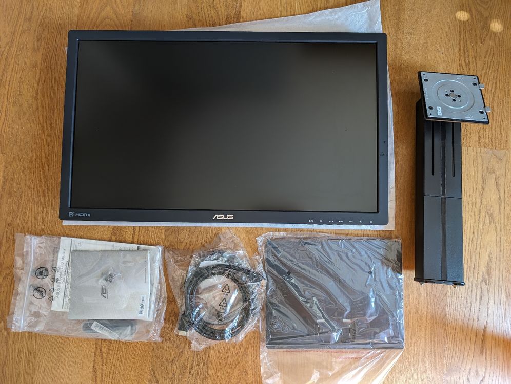 ASUS PB278Q 27" WQHD Monitor 2560x1440 (Gebraucht) in Küssnacht am Rigi ...