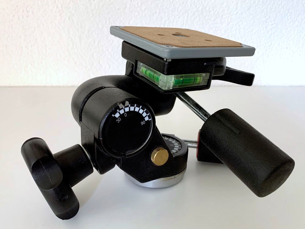 Manfrotto #160 - Robuster 3-Wege-Stativkopf | Kaufen auf Ricardo