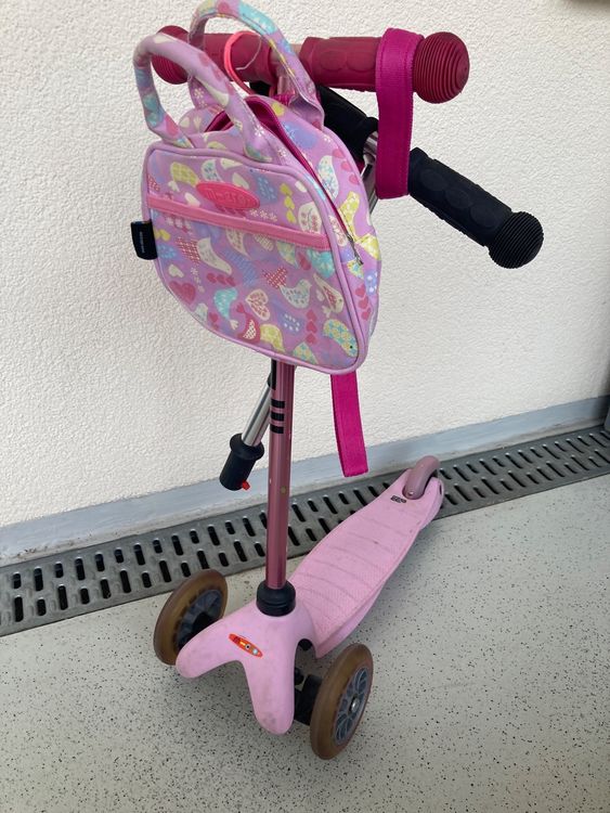 Micro Scooter Trottinett mit Tasche, Bändel, zwei Grössen | Kaufen auf Ricardo