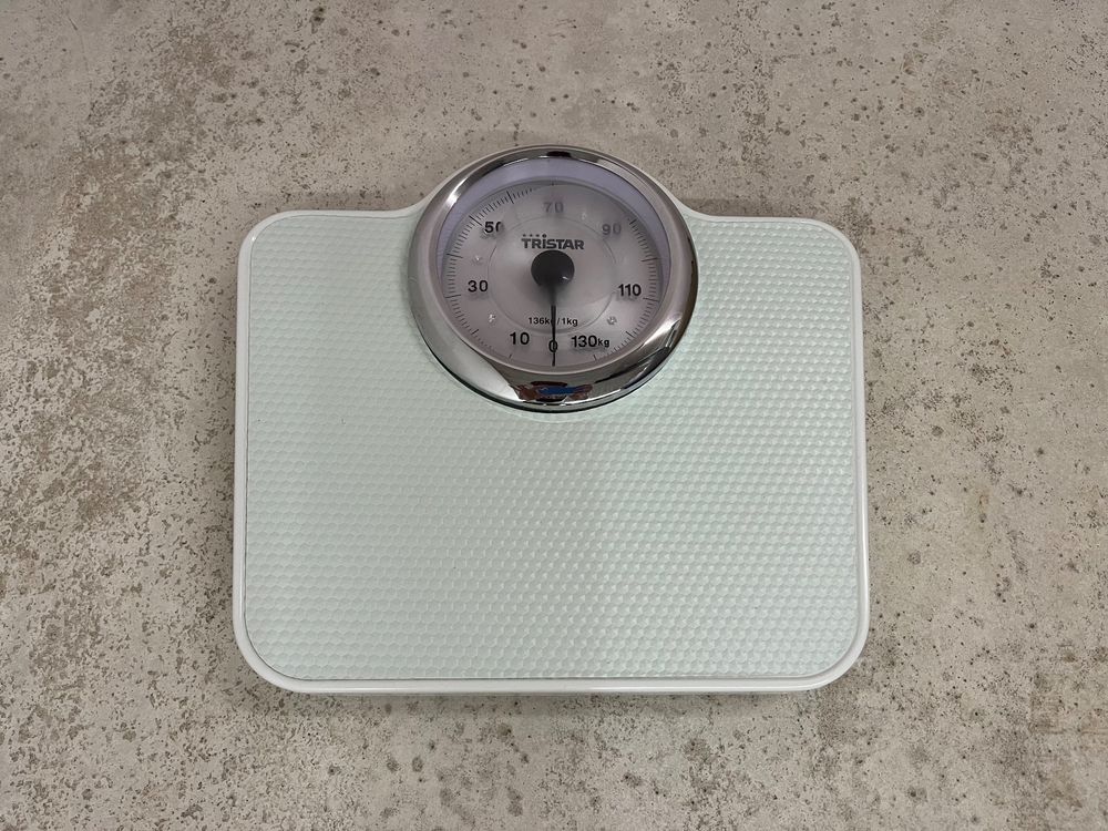Vintage light green body scale (Gebraucht) in Zurich für CHF 5 – nur ...