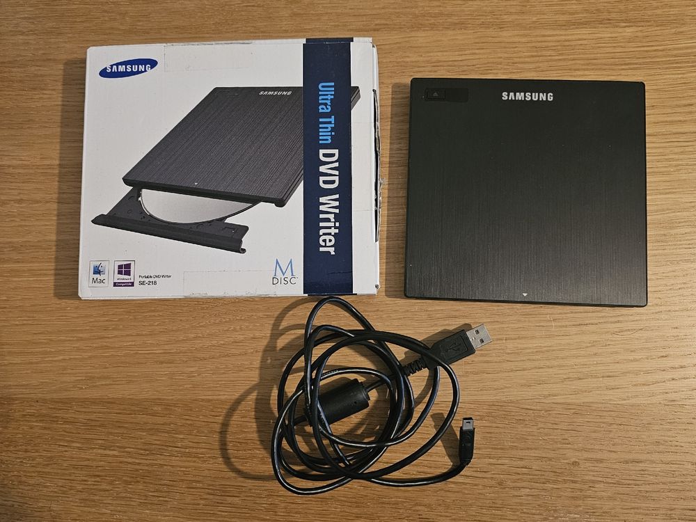 Samsung DVD Writer ab 1 CHF (Gebraucht) in Zug für CHF 5 – mit ...