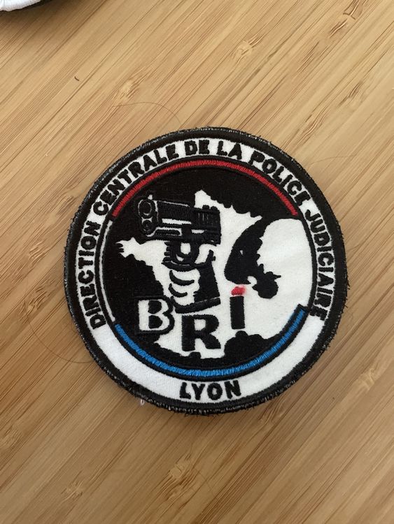 Badge BRI de Lyon (Gebraucht) in Chancy für CHF 10 – mit Lieferung auf ...