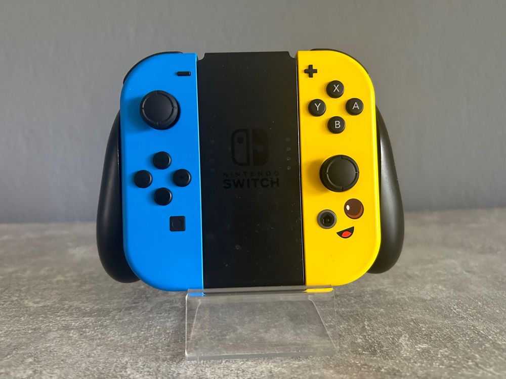 Joy-Con Fortnite Edition Fleet Force - Nintendo Switch (Gebraucht) in Oberglatt ZH für CHF 109.9 ...
