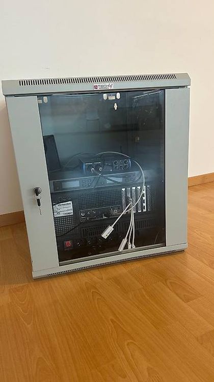 PC con licenza VMIX originale, 2 monitor, 4 I/O (Gebraucht) in Bedano ...