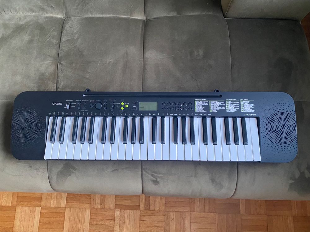 Elektro Keyboard „Casio“ (Gebraucht) in Luzern für CHF 40 – mit ...